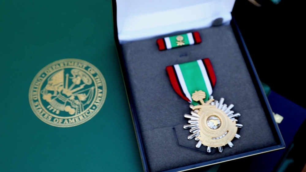 DVIDS - Video - Soldier Awarded Kuwait Liberation Medal