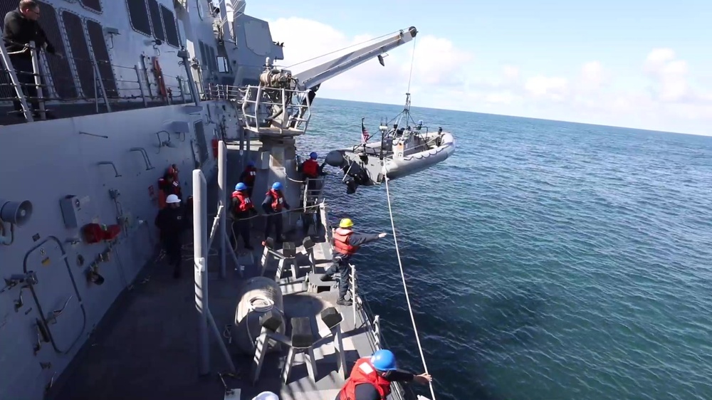 DVIDS - Video - USS Paul Ignatius (DDG 117) - At-Sea Demo/Formidable ...