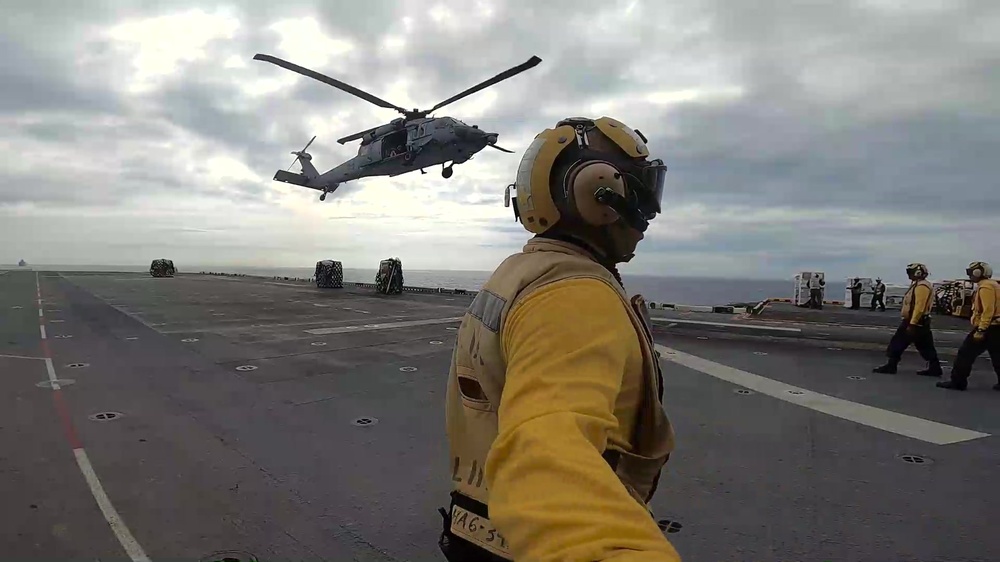 DVIDS - Video - USS America Replenishment-at-Sea with USNS Rappahannock ...