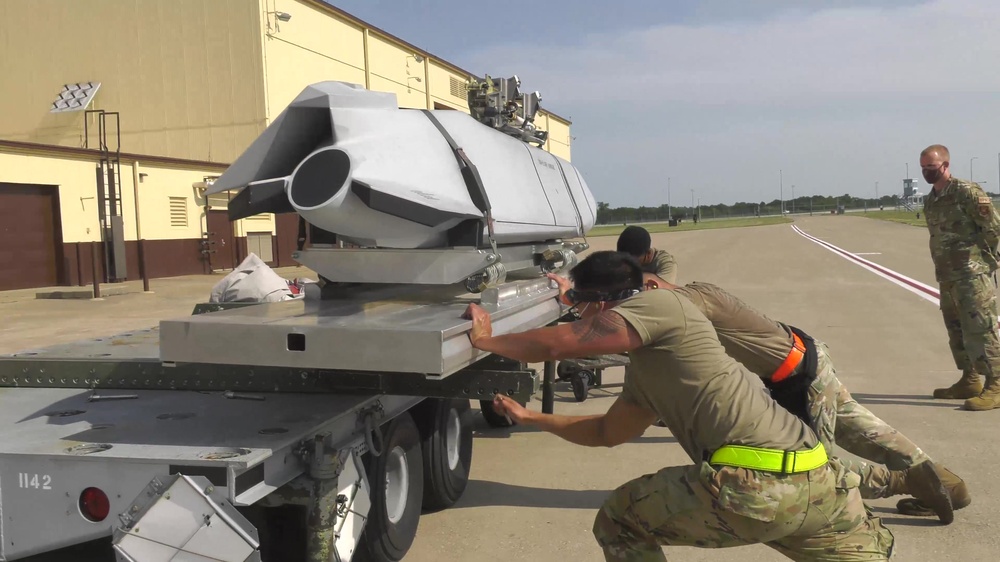 DVIDS - Video - Munitions Airmen load B-2 Spirit conventional weapons ...
