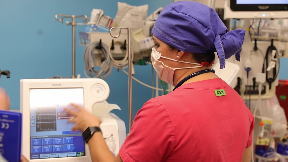 DVIDS - Video - U.S. Navy perform ICU rounds and respiratory therapy ...