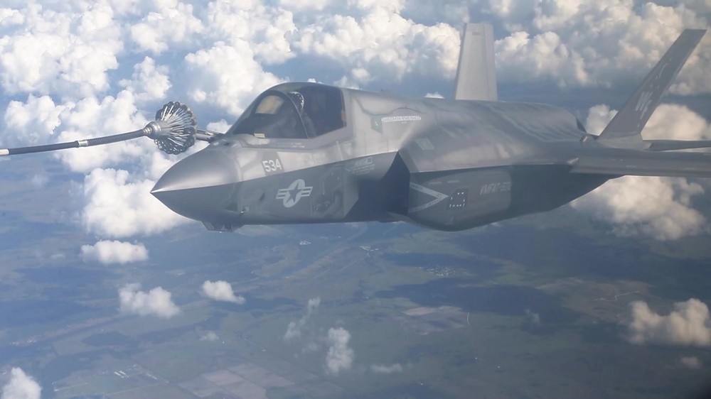 DVIDS - Video - F-35B Aerial Refueling during Carolina Thunder
