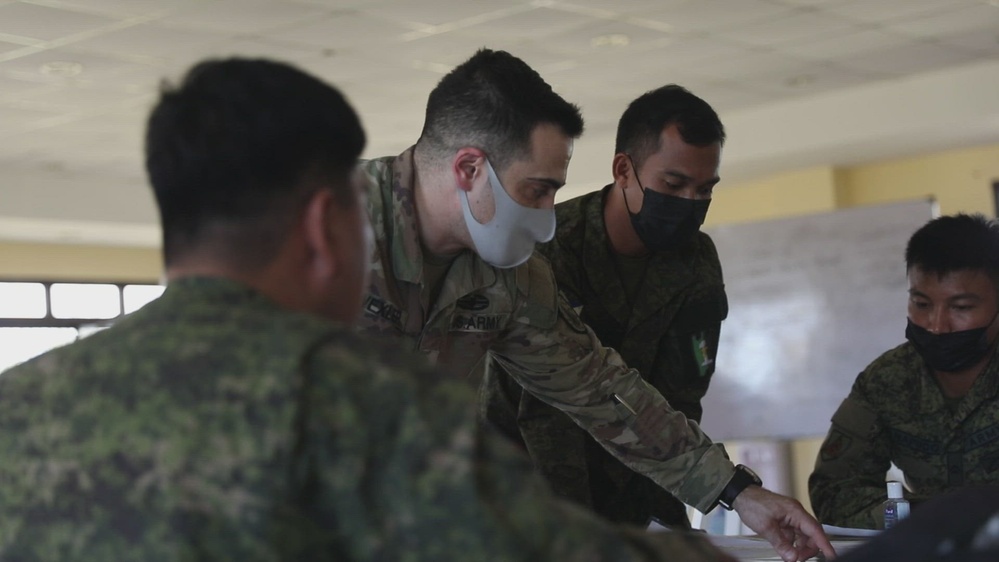 DVIDS - Video - Salaknib 2022 5th SFAB Conducts Intelligence ...