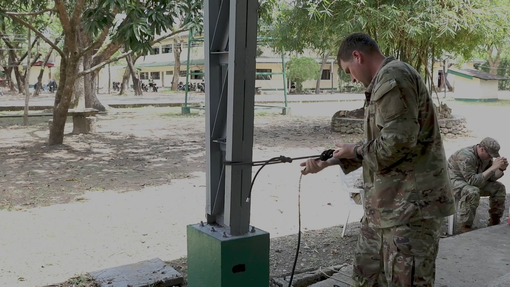 DVIDS - Video - Salaknib 2022 Z-Pulley System B-Roll Jungle Operations ...