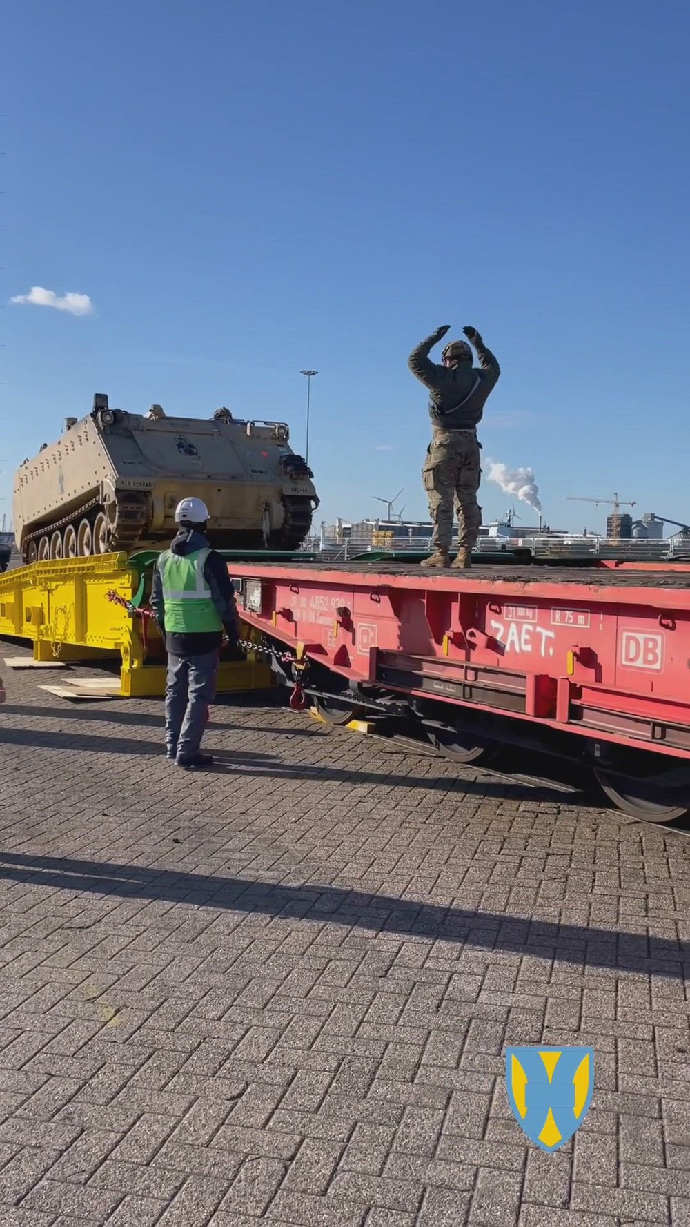 DVIDS - Video - M113 rail load