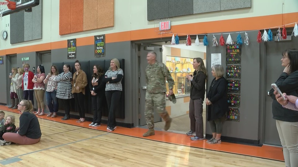DVIDS - Video - Fort Calhoun, Neb. School Principal welcomed home ...
