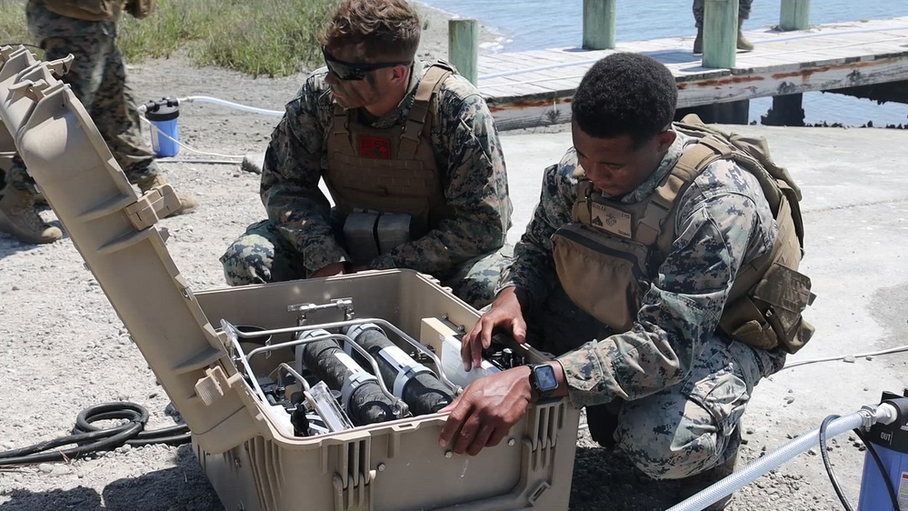 DVIDS - Video - Engineer Support Company produces potable water using a ...