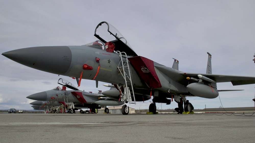 DVIDS - Video - 67th AMU hone capabilities at Red Flag Alaska 22-1