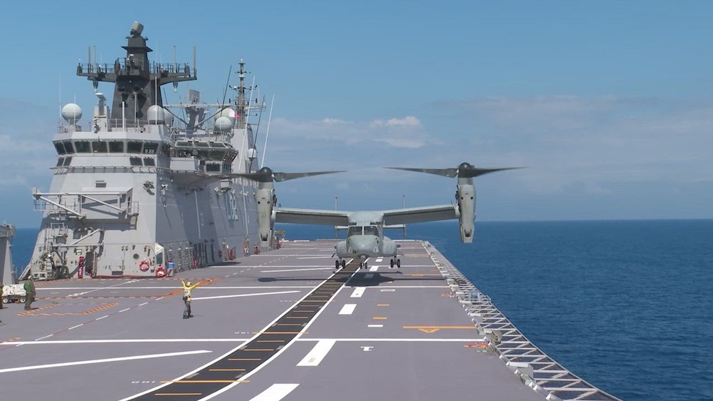 DVIDS - Video - MV-22 operating on HMAS Canberra - Launches - B-Roll