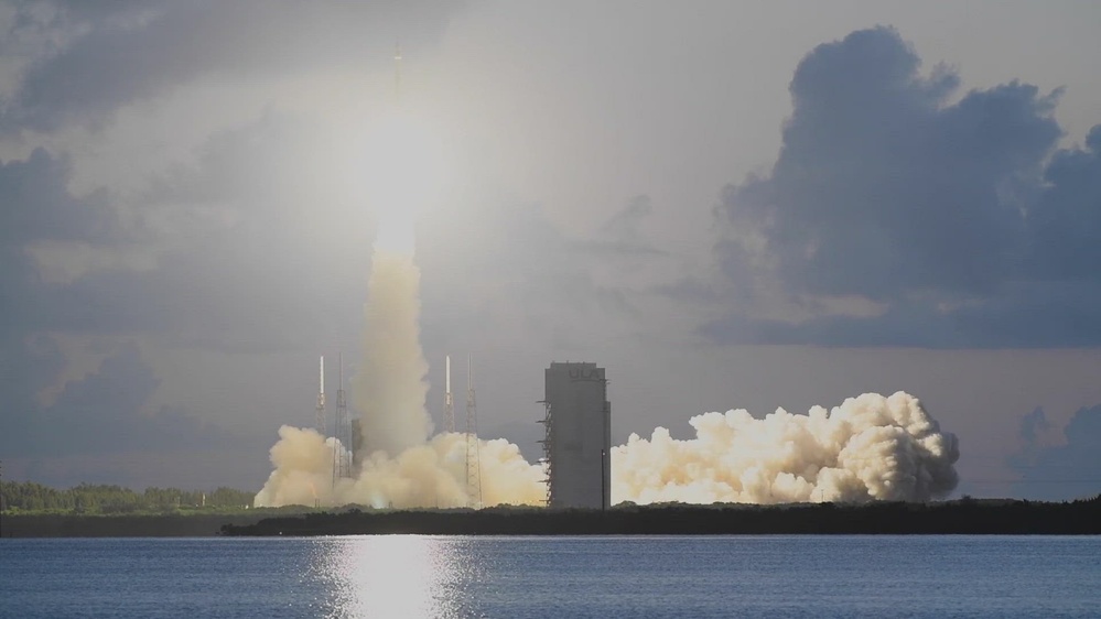 DVIDS - Video - ULA's Atlas V 421 Rocket Launch Stringer