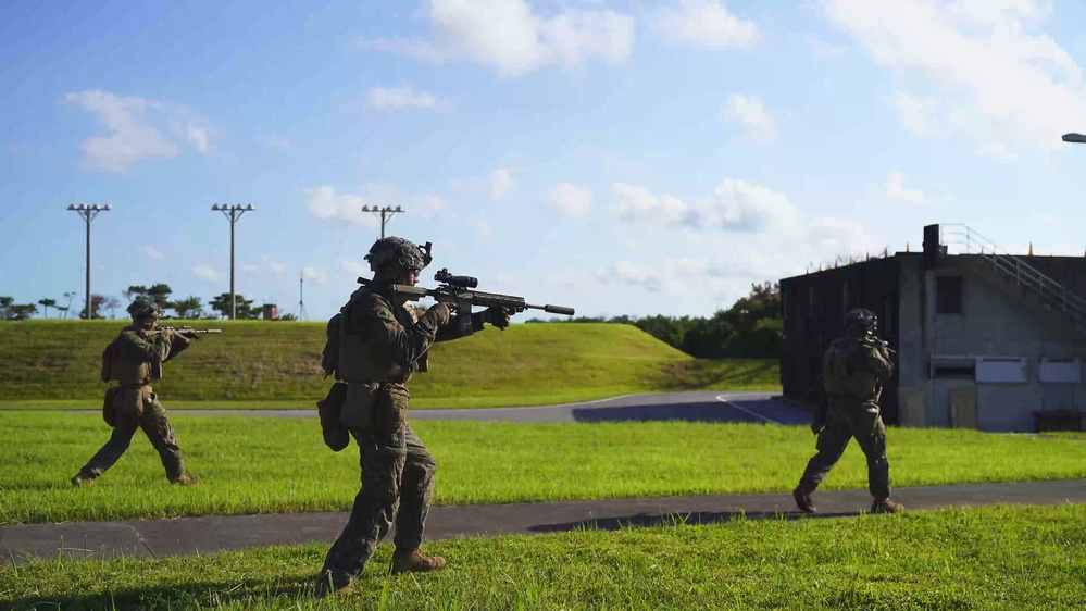 DVIDS - Video - V32 Close-Quarters Battle Training