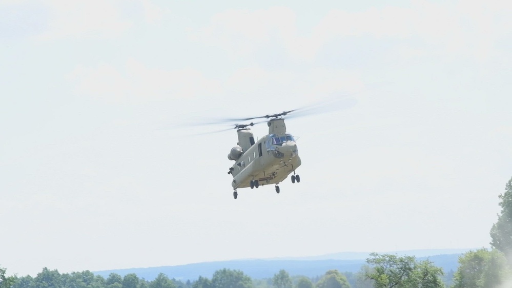 DVIDS - Video - Chinook exfil at USAREUR-AF Best Squad Competition