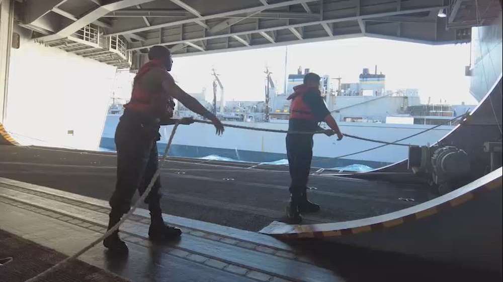 DVIDS - Video - USS George H.W. Bush (CVN 77) Completes a Replenishment ...