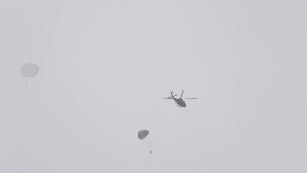 DVIDS - Video - 3 ASOS Static Jump and Recovery