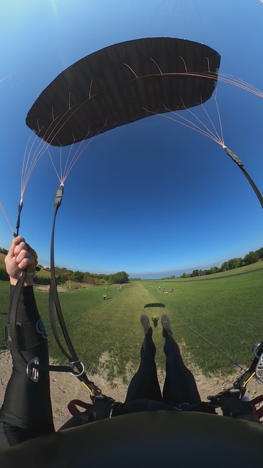 DVIDS - Video - The U.S. Army Parachute Team competes in parachuting ...