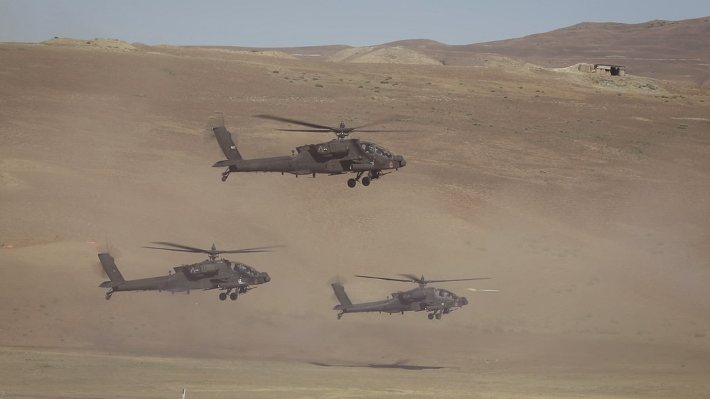 DVIDS - Video - 12th Combat Aviation Brigade soars during Noble Partner 22