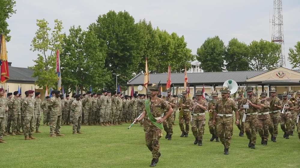 DVIDS - Video - SETAF-AF Change of Command 2022 B-Roll
