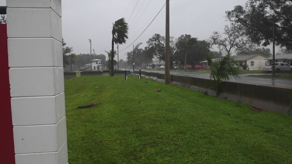 DVIDS - Video - B-Roll: Hurricane Ian damage in Bradenton