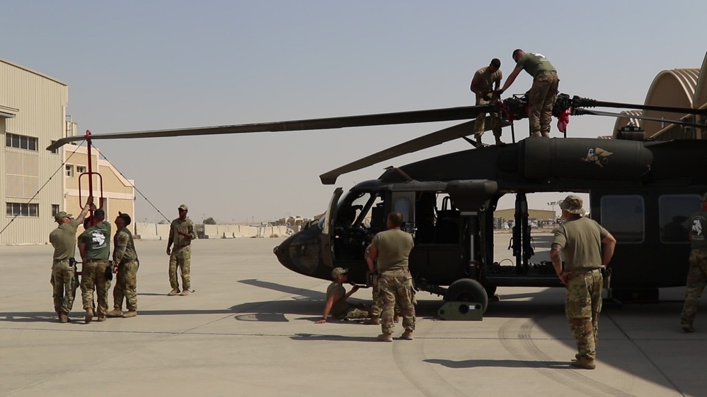 DVIDS - Video - Black Hawk Wings Folding