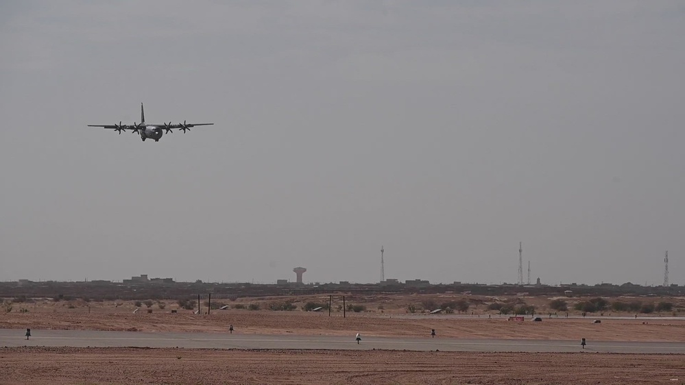 DVIDS - Video - B-roll of a C-130 landing at AB 201, Niger