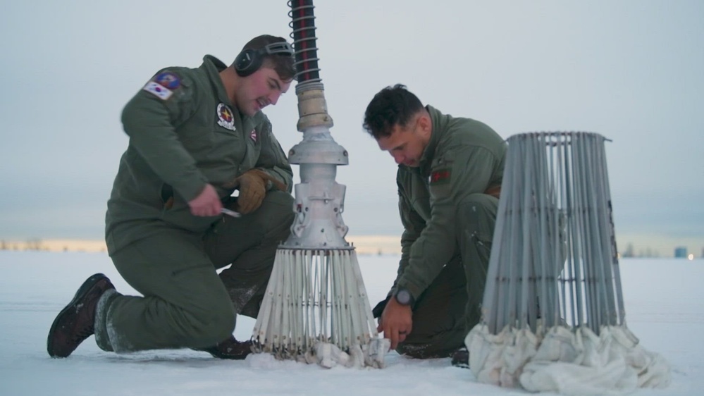 DVIDS - Video - Toys for Tots 2022: Pre-Flight Maintenance Checks (B-Roll)