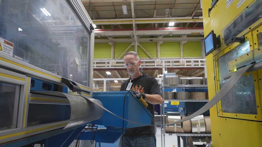 DVIDS - Video - 76th Commodities Maintenance Group B-roll