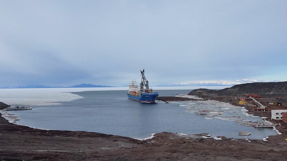 DVIDS - Video - modular causeway system off-load