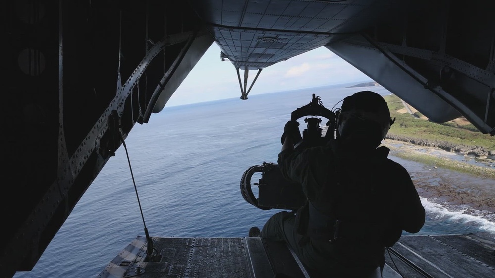 DVIDS - Video - HMH 465 and 3rd LSB Conduct External Lift