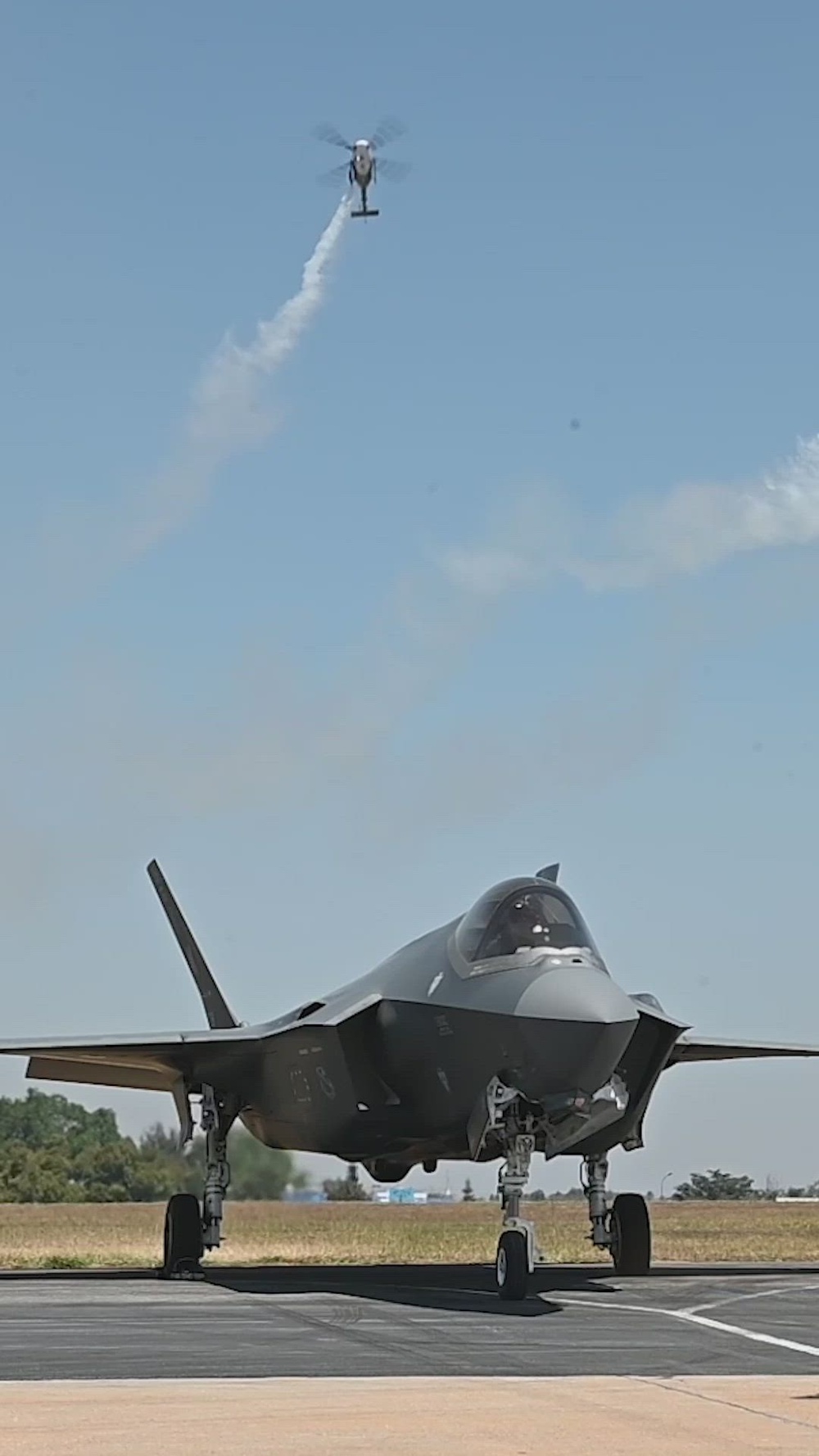 DVIDS - Video - F-35 Demo Team Aero India 23