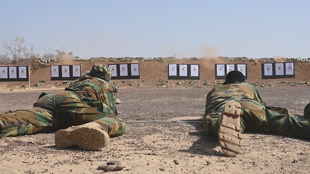 DVIDS - Video - Ghanaian Armed Forces conduct weapons training