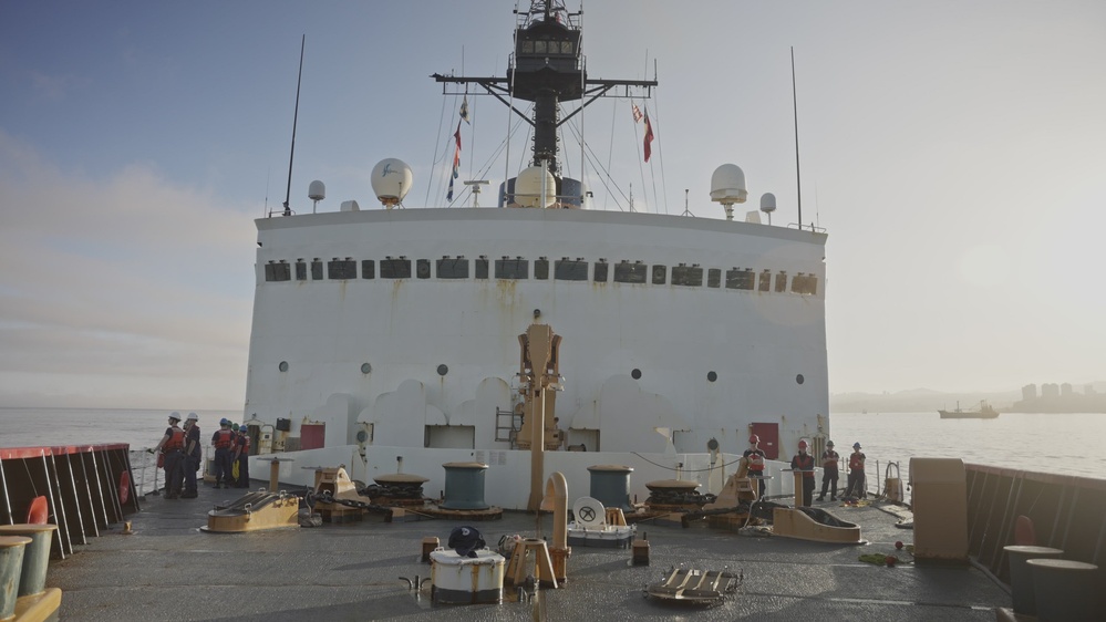 DVIDS - Video - Coast Guard Cutter Polar Star moors in Valparaiso, Chile