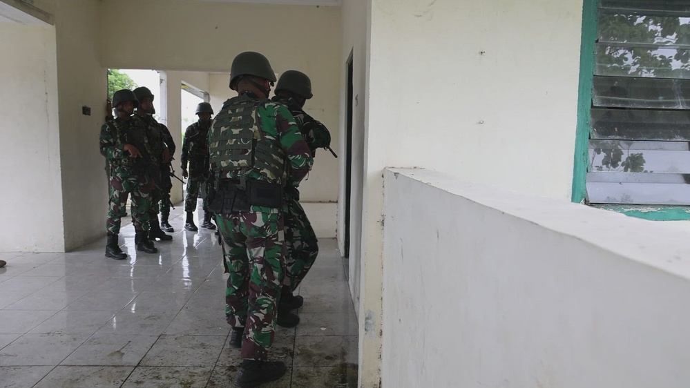 DVIDS - Video - MRF-SEA: KERIS MAREX Close Quarter Combat Class