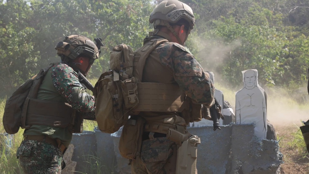 DVIDS - Video - Balikatan 23 | 3d Reconnaissance Marines, Philippine Marine Corps conduct ...