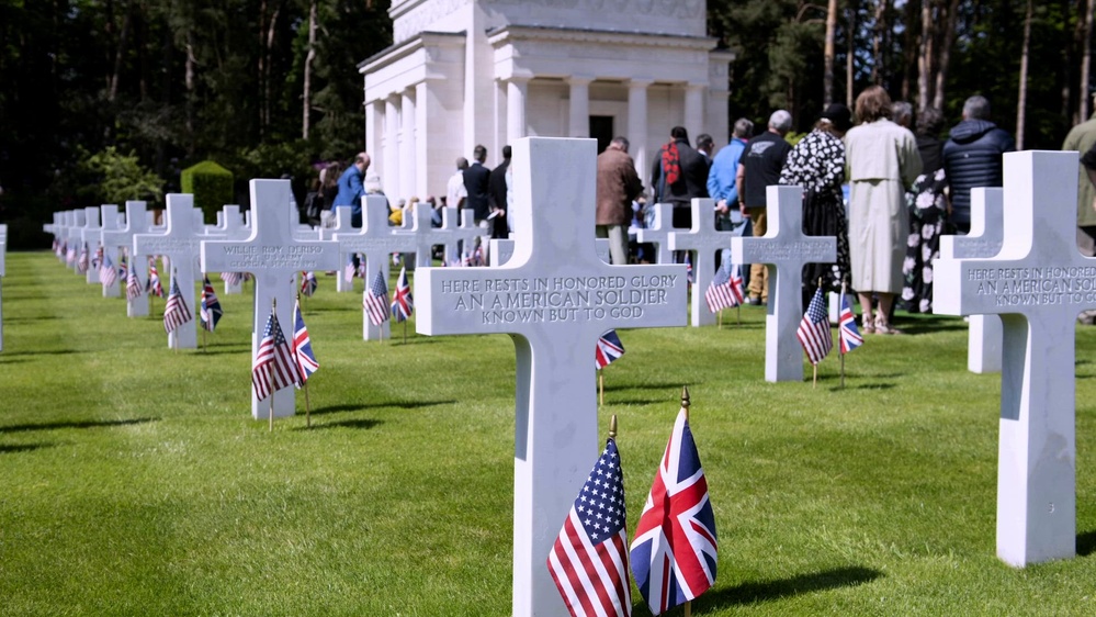 DVIDS - Video - U.S. Army Training and Doctrine Command Leadership ...