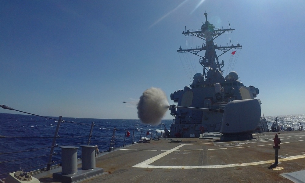 DVIDS - Video - USS Milius (DDG 69) Fires the Mark 45 5-Inch Light ...