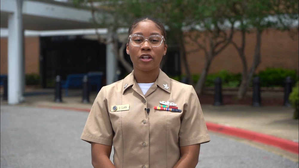 DVIDS - Video - Yeoman 2nd Class Diamond Clark - Father's Day