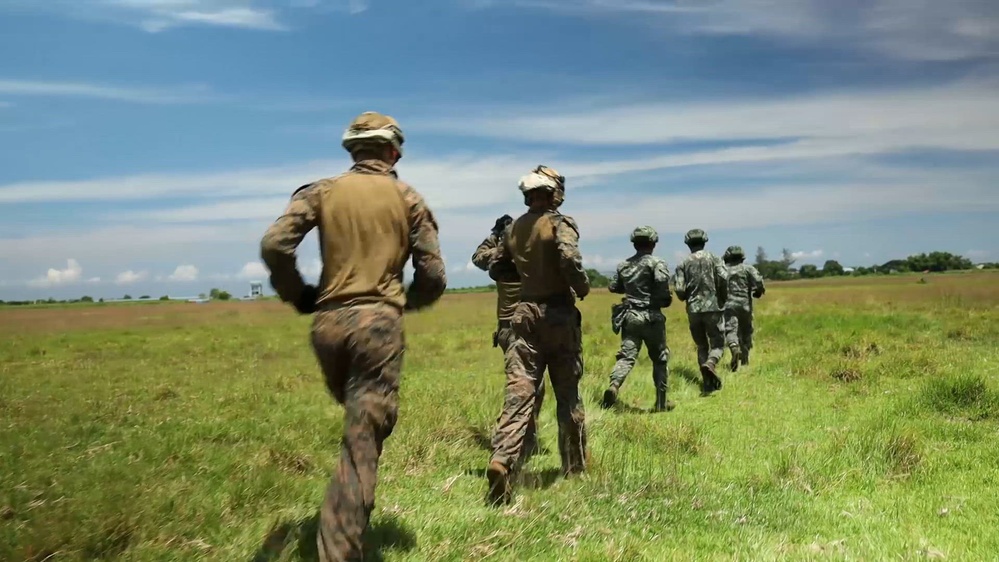 DVIDS - Video - 3d LCT conducts fast-roping drills with PMC during MASA 23