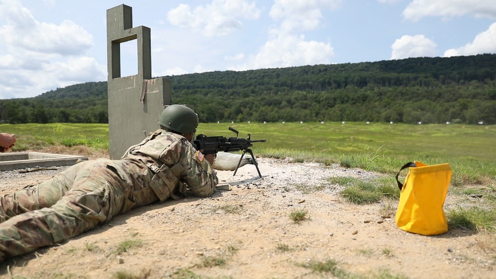 DVIDS - Video - M249 light machine gun weapons qualification at Fort ...
