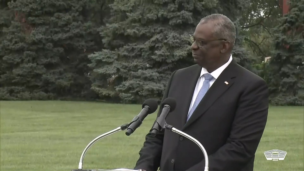 DVIDS - Video - Austin Speaks at Army Ceremony