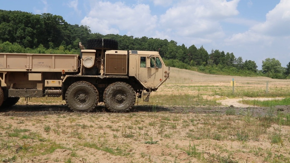 DVIDS - Video - Fort McCoy RTS-Maintenance Wheeled Vehicle Recovery ...