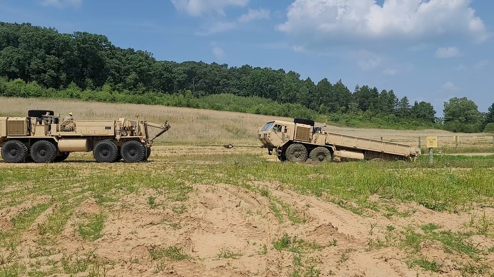 DVIDS - Video - Fort McCoy RTS-Maintenance Wheeled-Vehicle Recovery ...