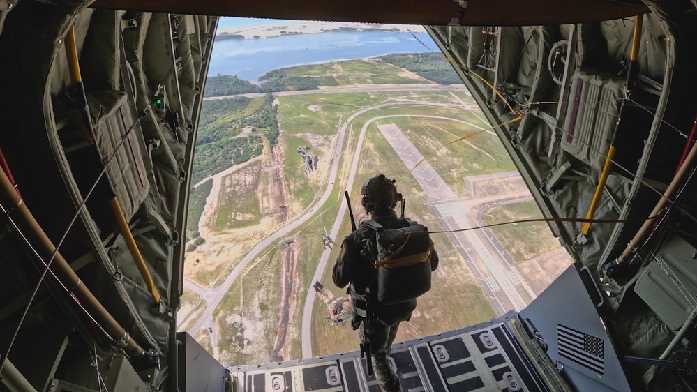 DVIDS - Video - Crews conduct four-ship formation flight, jump ...