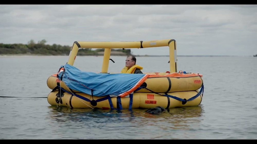 DVIDS - Video - 12 man Life Raft Instruction