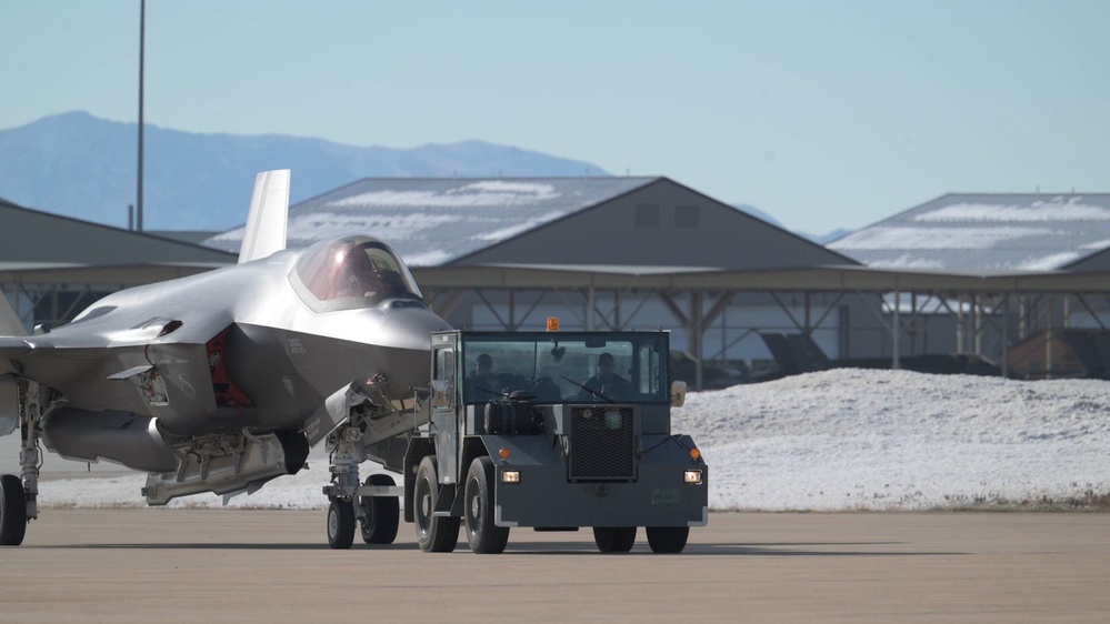 DVIDS - Video - F-35 Demo Team Rehearsal Practice Dec 13, 2023, b-roll ...