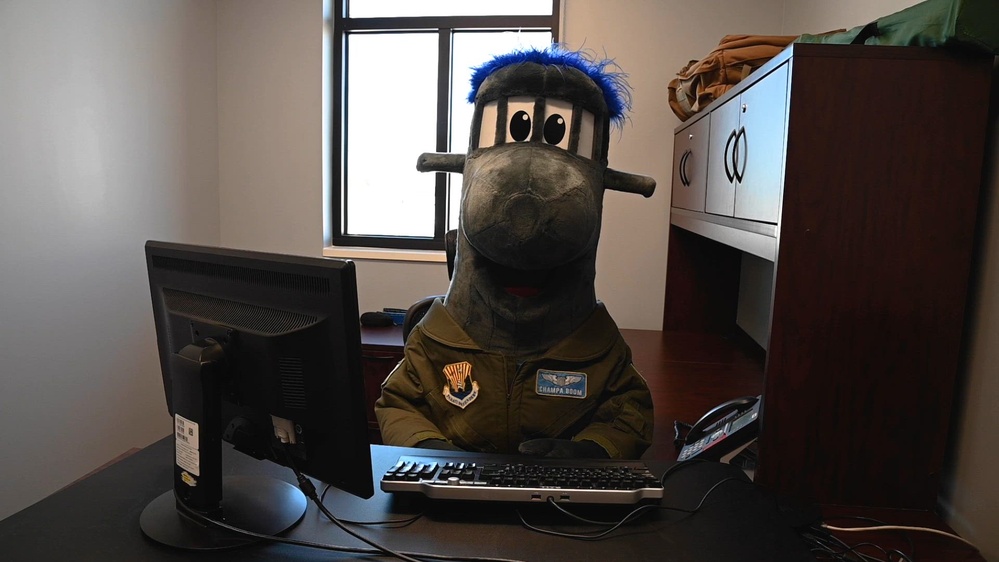 DVIDS - Video - Champa Boom Desk Video