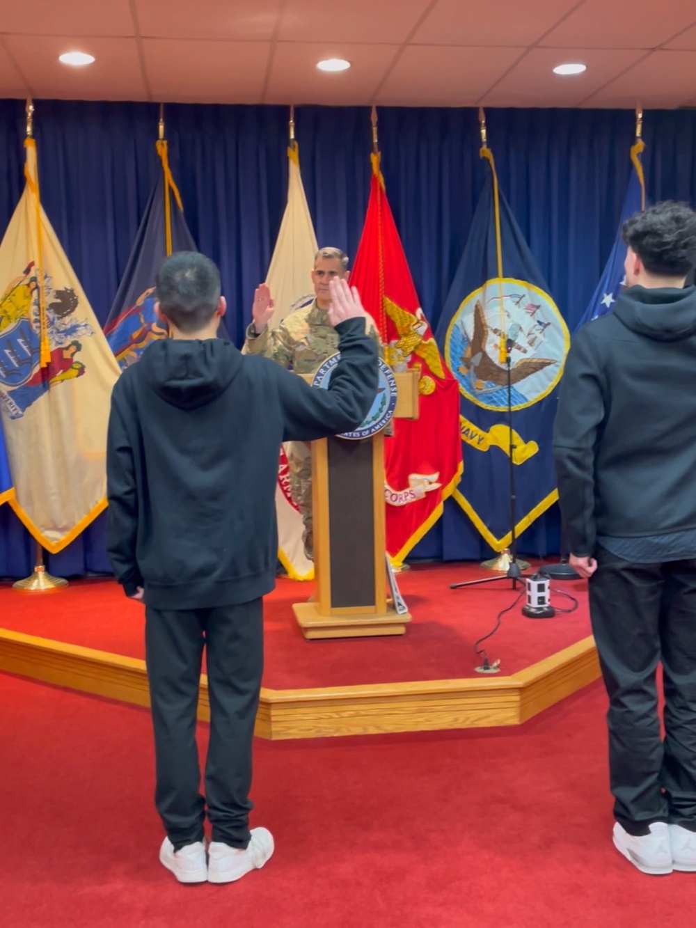 DVIDS - Video - Oath of Enlistment to New York National Guard