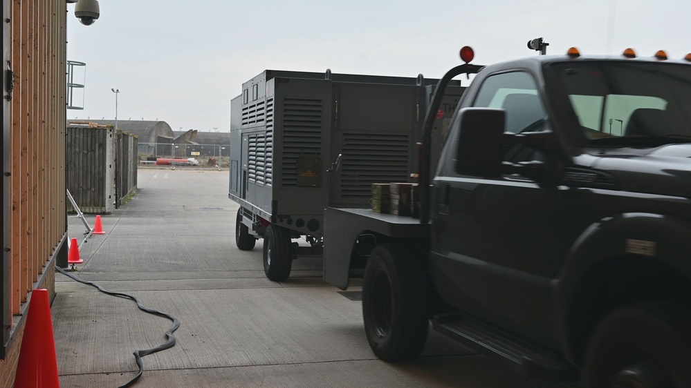 DVIDS - Video - 48th LRS Strengthens Readiness with Kinetic Cargo ...