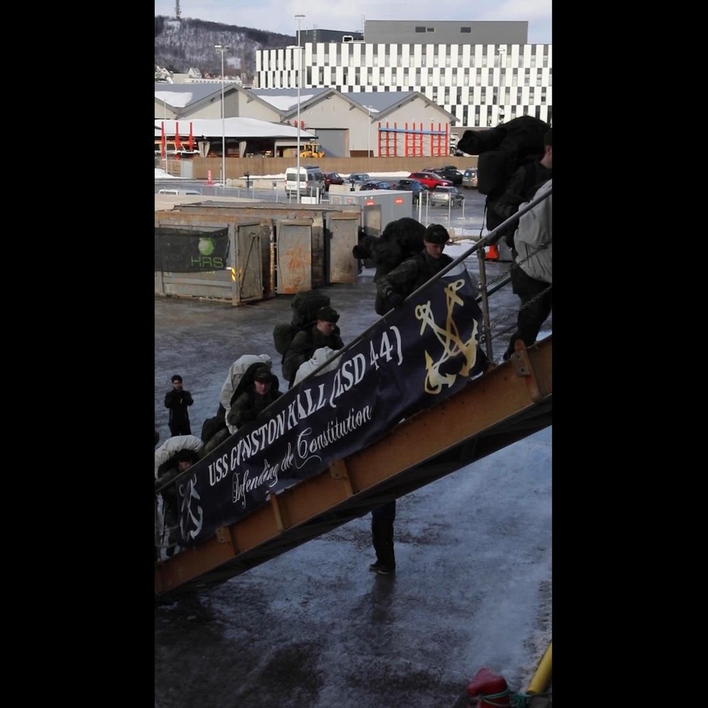 DVIDS - Video - Swedish and Finnish Marines embark USS Gunston Hall to ...