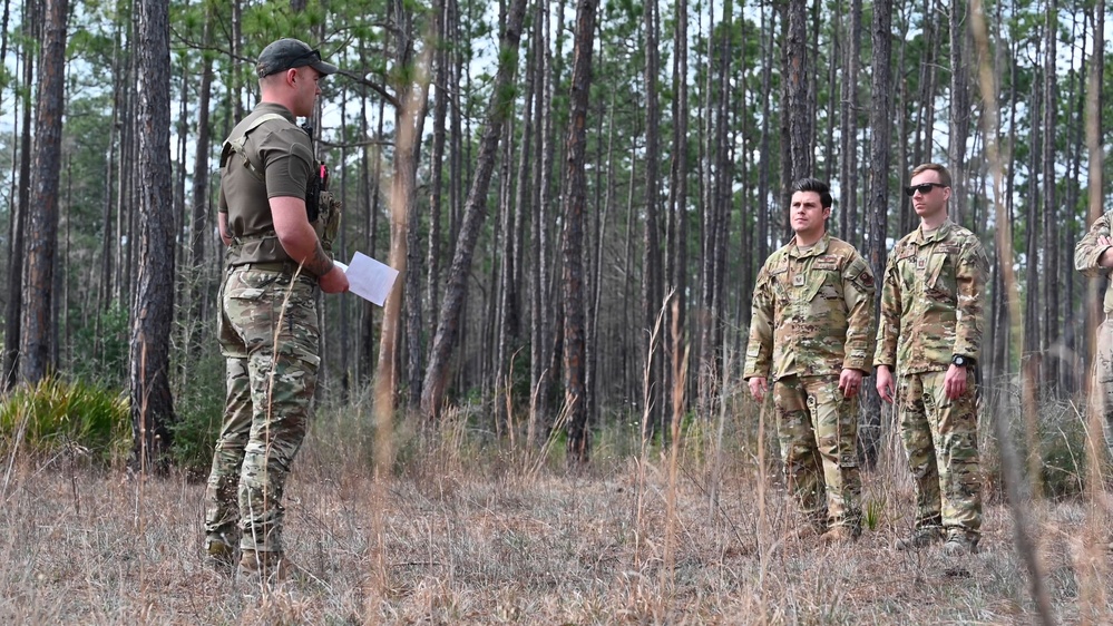 DVIDS - Video - SERE urban escape training b-roll