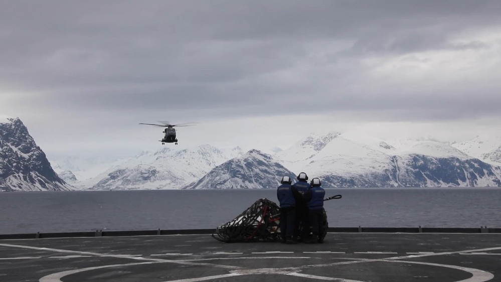 DVIDS - Video - BROLL: USS Gunston Hall conducts flight quarters in ...